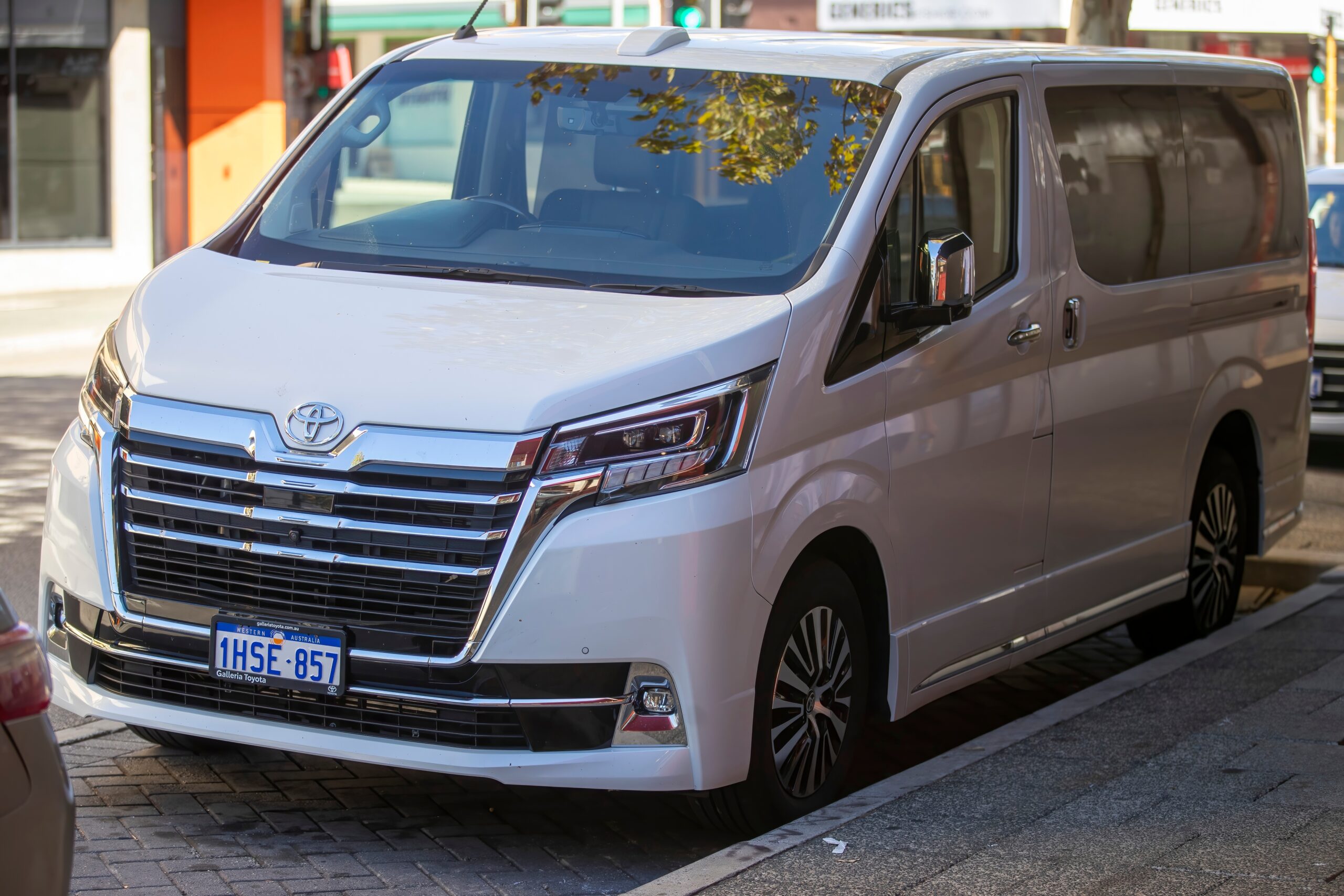 The MPV Choice: Hyundai Staria vs. Toyota Granvia - ArabWheels